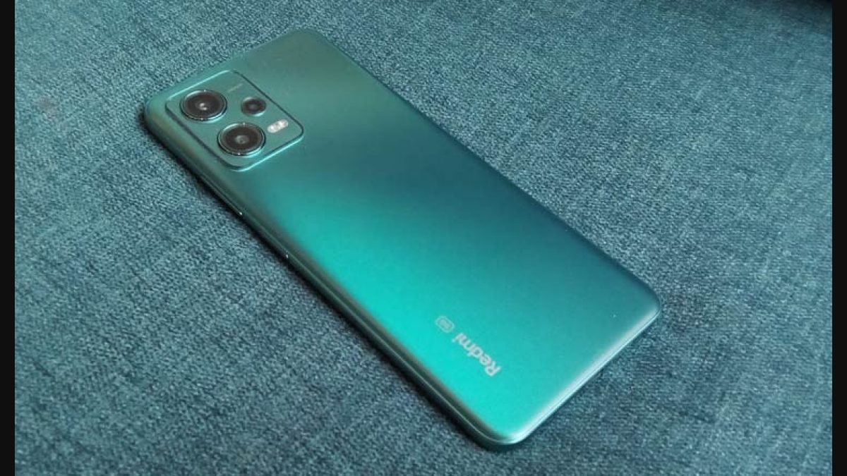 Redmi 300W Fast Charging Can Fully Charge Your Phone Battery In Just 5 ...