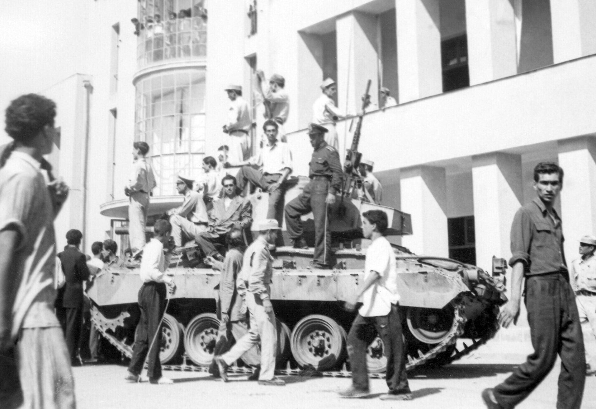 CIA Admits It Overthrew Iranian Government In 1953 For the First Time ...