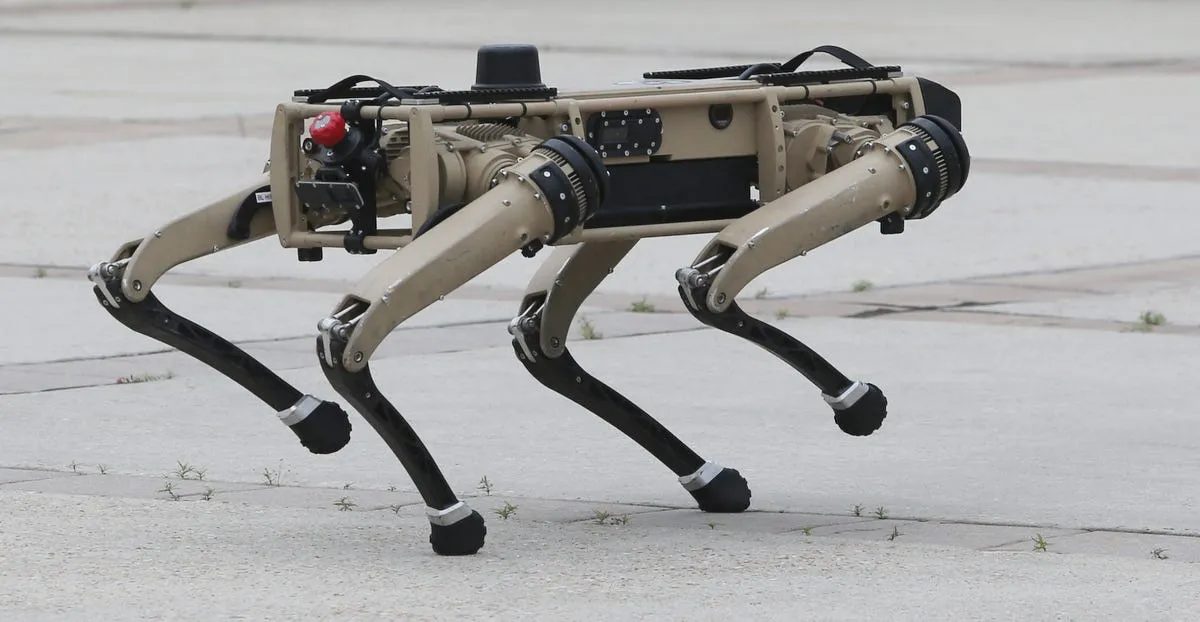China Unveils Robot Dogs With Mounted Machine Guns - GreatGameInternational