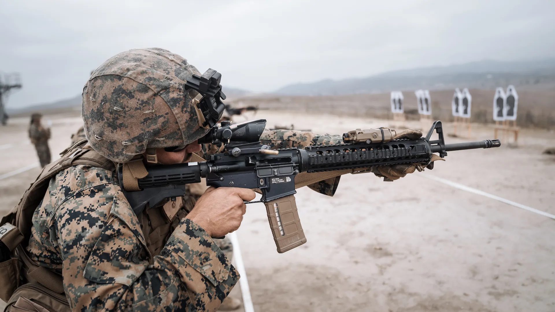 US Marines Test AI Powered Drone Hunting Rifle System ...